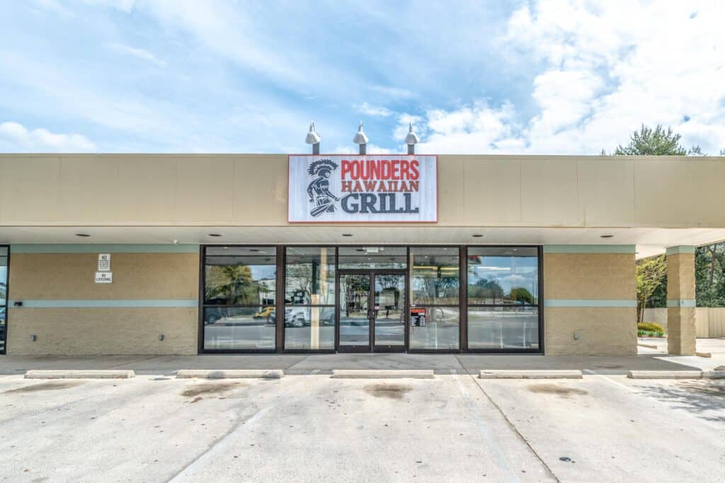Pounders – Hawaiian Grill
